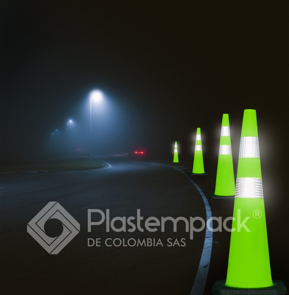 Cono Verde 90 CM Tipo Americano